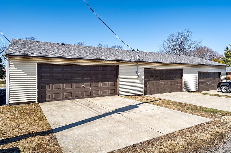 Sandra Ln 555 - 555 Sandra Ln Rockford IL | Zillow