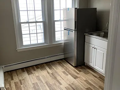 12 Anderson St Raritan NJ | Zillow