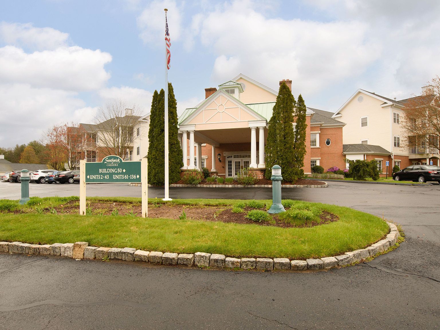 70 Southwick Court #211, Cheshire, CT 06410 | Zillow