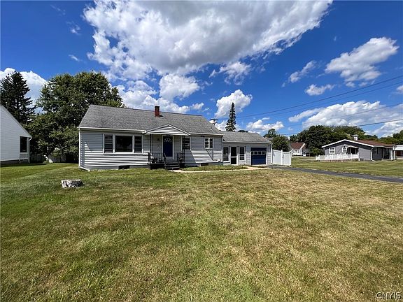 2606 Oneida St, Utica, NY 13501 | Zillow