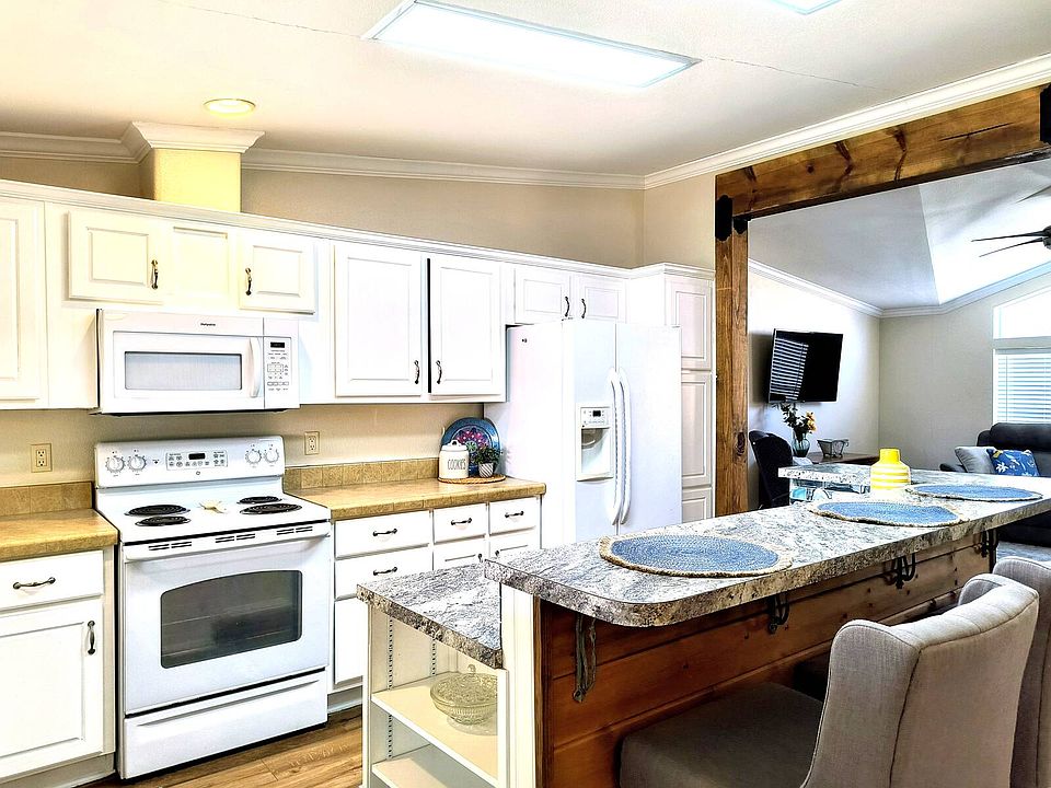 9351 E 28th St Yuma AZ | Zillow