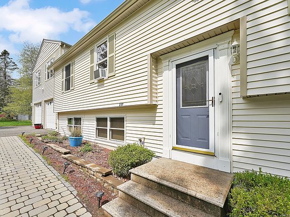 237 Long Swamp Rd #A, Wolcott, CT 06716 | Zillow