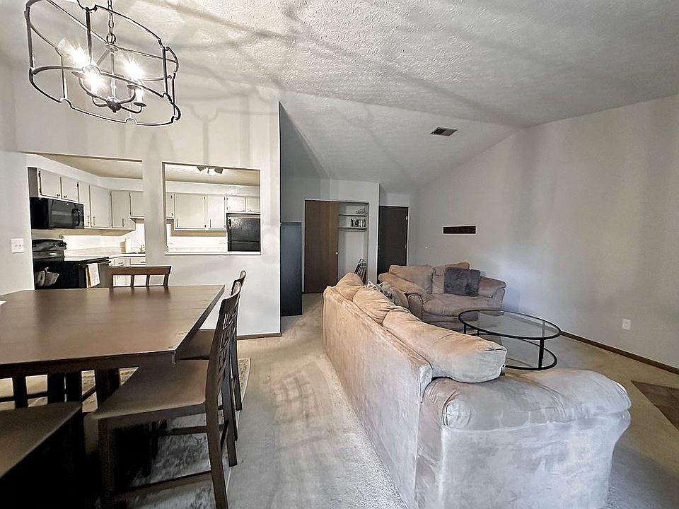 522 Riddle Rd APT 24, Cincinnati, OH 45220 | Zillow