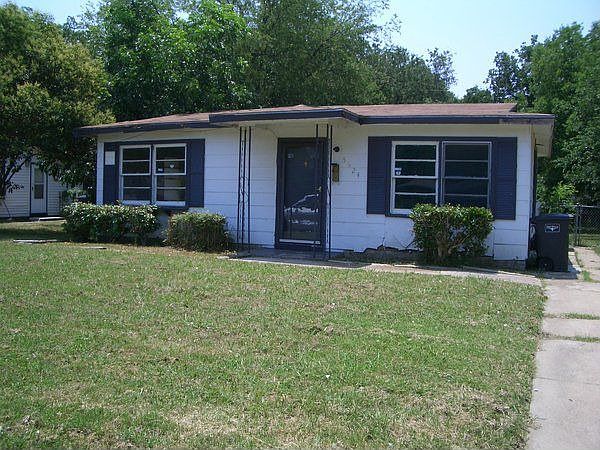 5624 Lester Granger St, Fort Worth, TX 76112 | Zillow