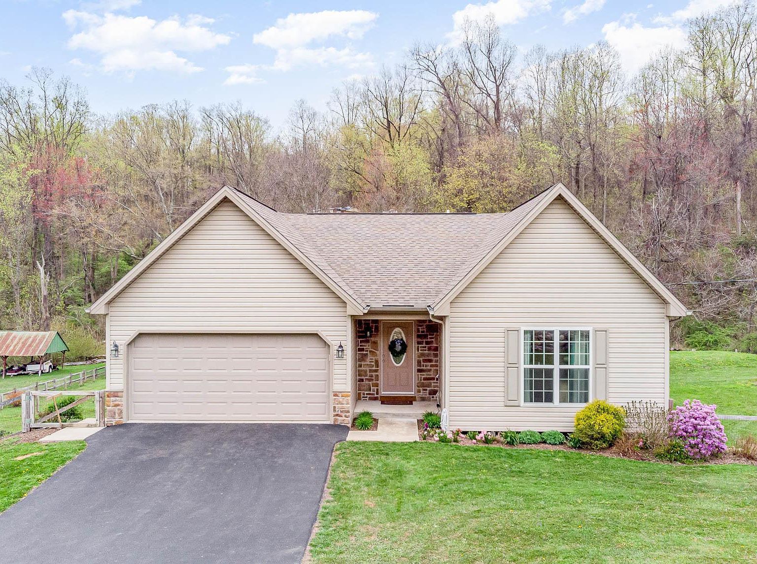 1232 Piketown Rd, Harrisburg, PA 17112 | Zillow