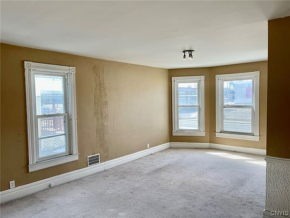 1669 Oneida St, Utica, NY 13501 | Zillow