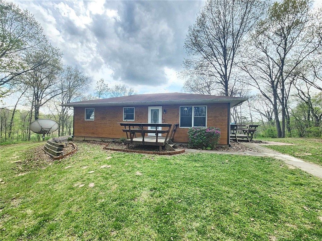 800 8th St, Jewett, IL 62436 | Zillow