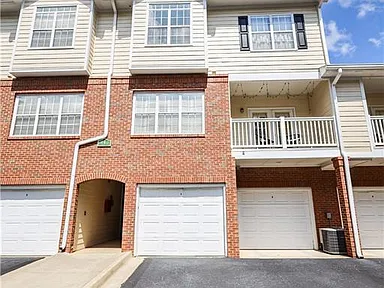 408 Spring Heights Ln SE Smyrna GA | Zillow