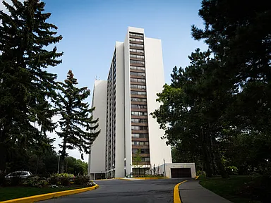 Apartment for rent at 65 Wynford Heights Cr. - 65 Wynford Heights Cres ...