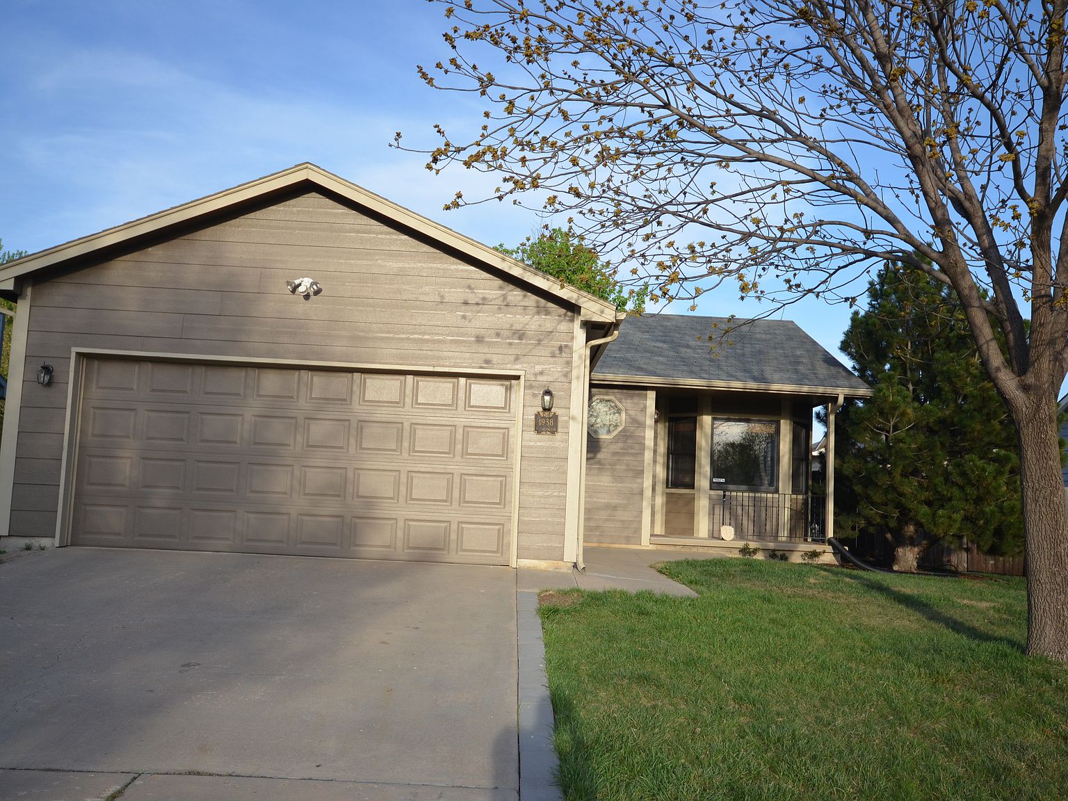 1938 N Cardington St, Wichita, KS 67212 | Zillow