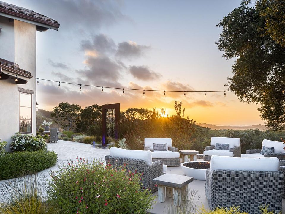 8320 Vista Monterra, Monterey, CA 93940 | Zillow
