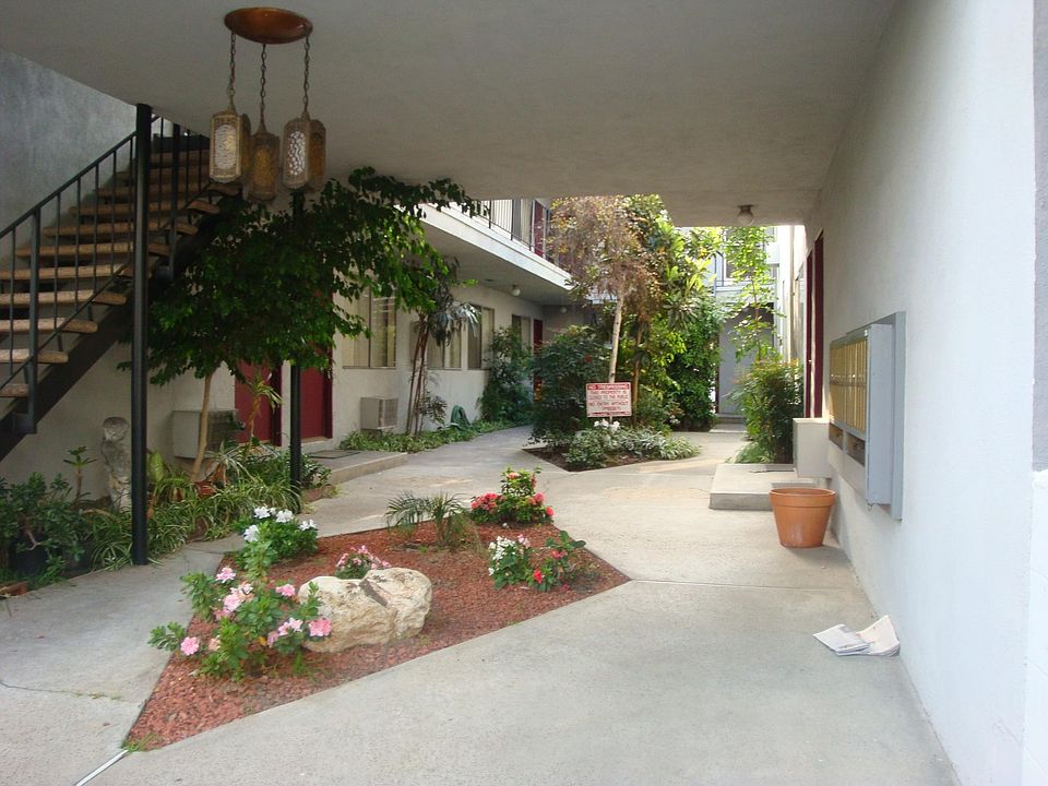 1725 Talmadge St #11, Los Angeles, CA 90027 | Zillow