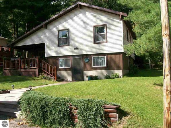 Lake Ogemaw - West Branch Real Estate - 38 Homes For Sale | Zillow