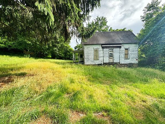 54 State St, Beech Bottom, WV 26030 | MLS #135809 | Zillow