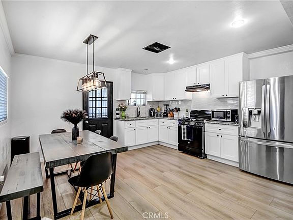 831 Post St, Redlands, CA 92374 | MLS #PW23179912 | Zillow