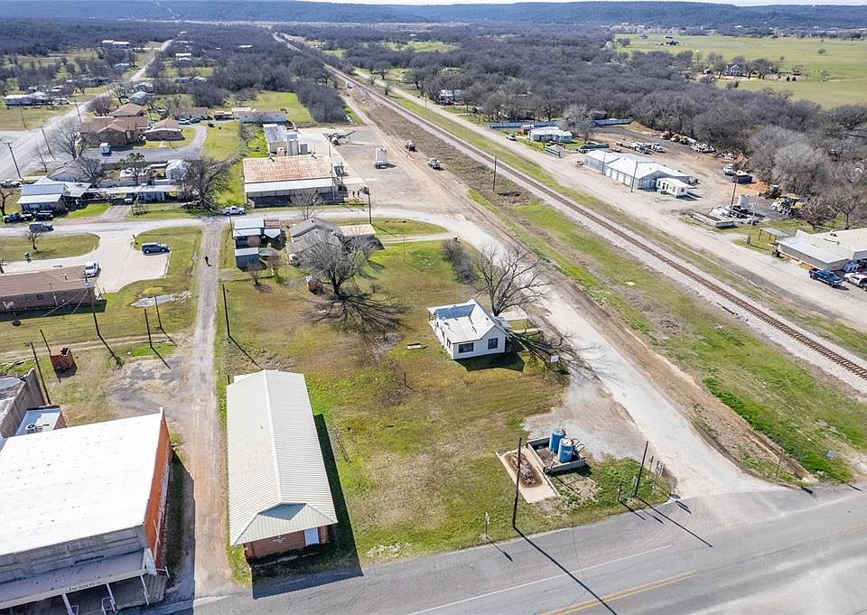 13958 Fm 4, Santo, TX 76472 | MLS #20267113 | Zillow