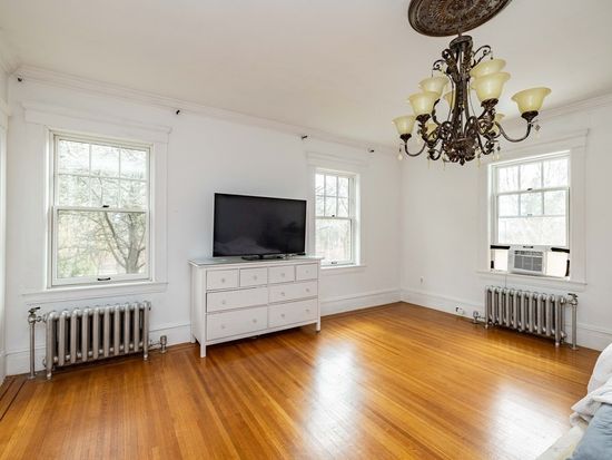 418 Longhill St, Springfield, MA 01108 | MLS #72813286 | Zillow