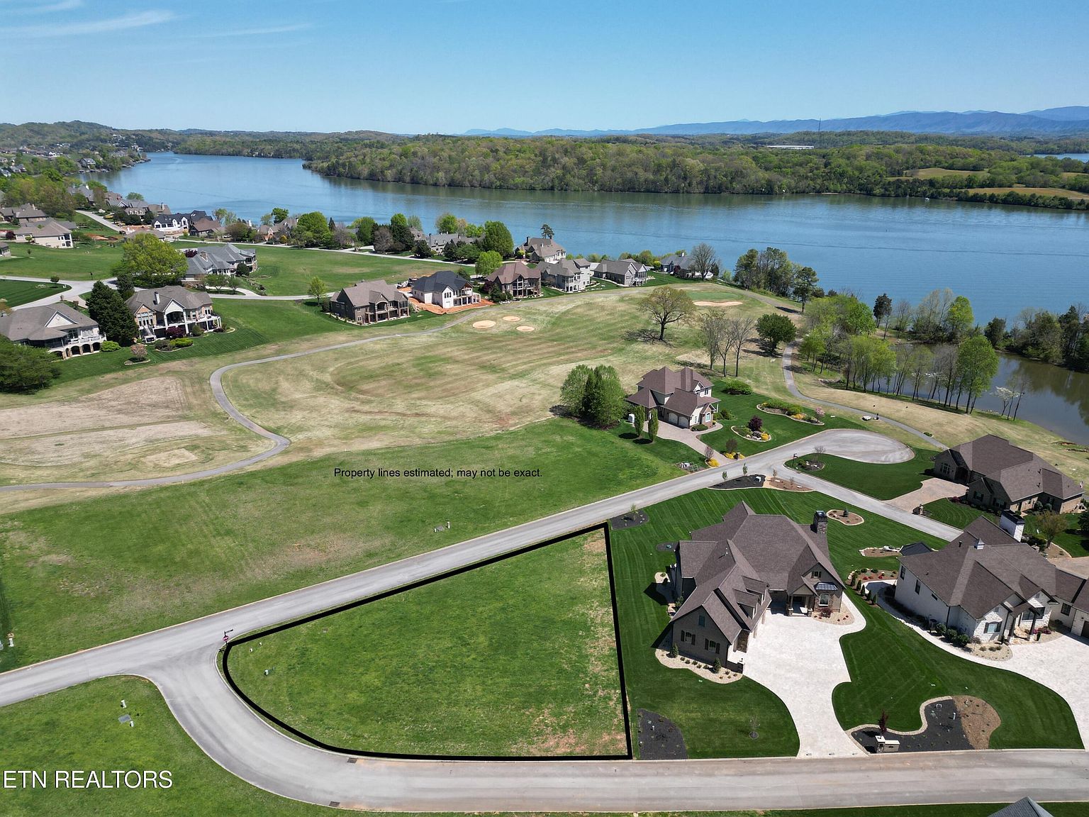 101 Grey Hawk Dr, Vonore, TN 37885 | MLS #1298895 | Zillow