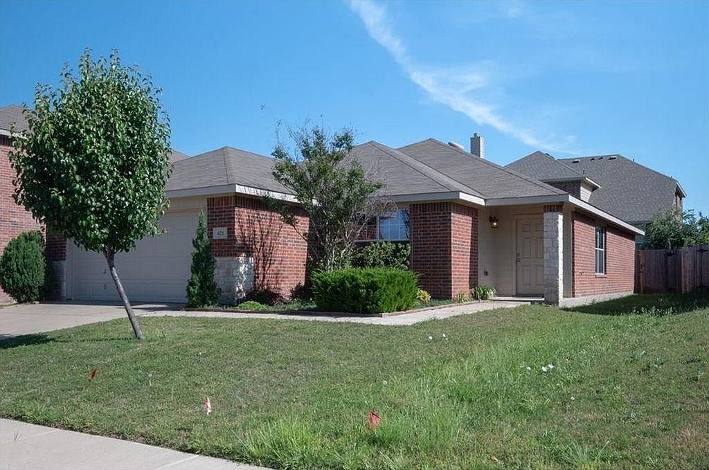 621 Goldstone Ln, Fort Worth, TX 76131 | Zillow