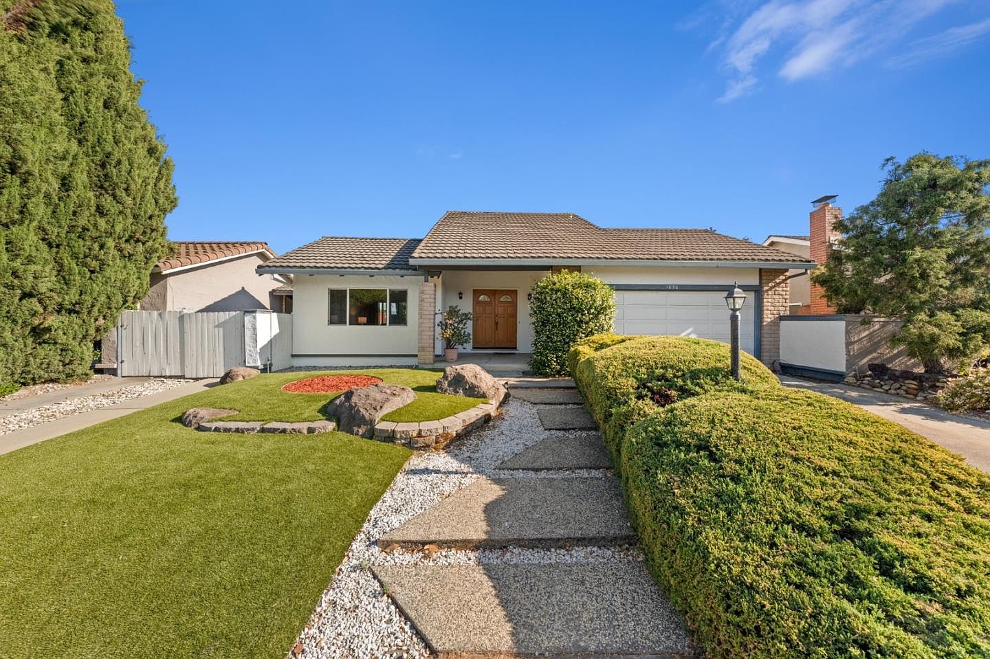 1070 Castleton Way, Sunnyvale, CA 94087 | Zillow
