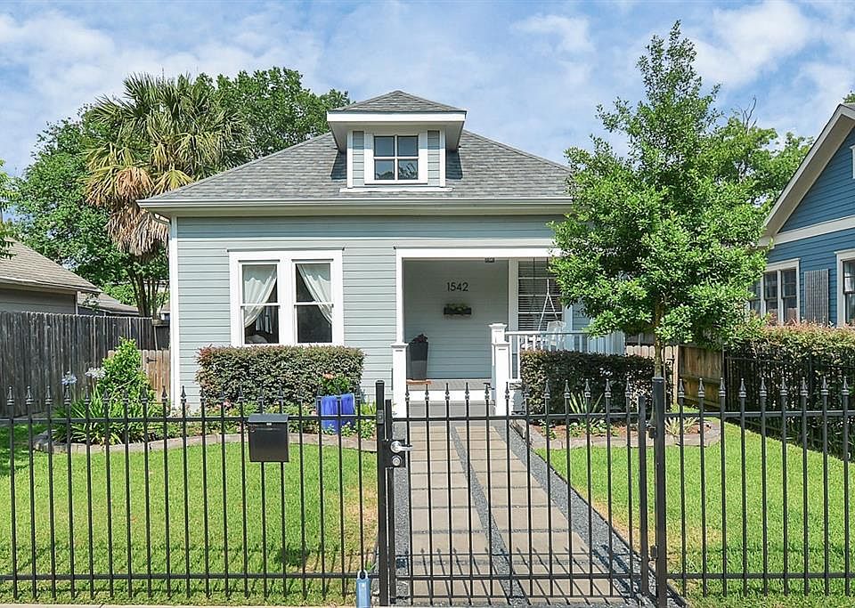 1542 Nicholson St, Houston, TX 77008 | MLS #84496126 | Zillow