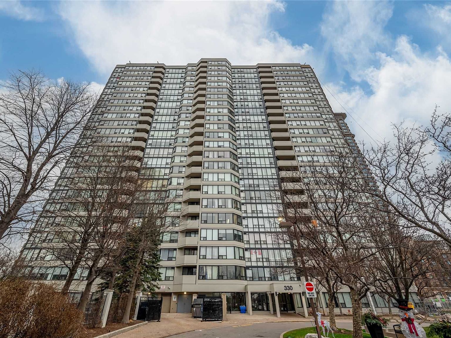 330 Rathburn Rd W #102, Mississauga, ON L5B 3Y1 | Zillow