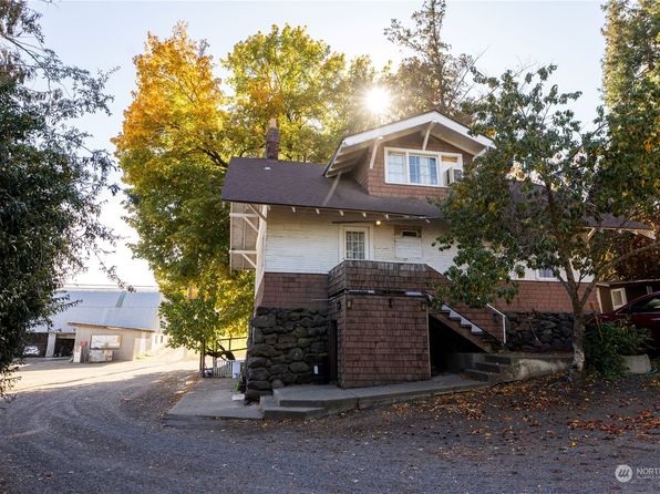 Farm House - Yakima WA Real Estate - 16 Homes For Sale | Zillow