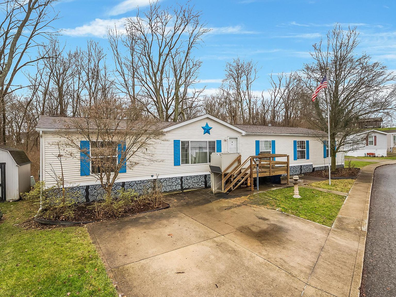 26 Spring Lake Ct, Delaware, OH 43015 | Zillow