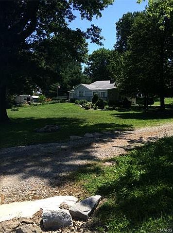 12322 Larimore Rd, Saint Louis, MO 63138 | Zillow