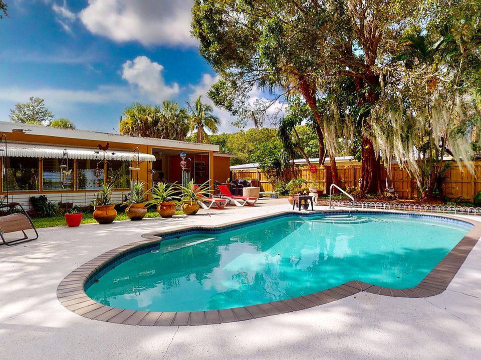 1009 Beach Ct, Fort Pierce, FL 34950 | Zillow