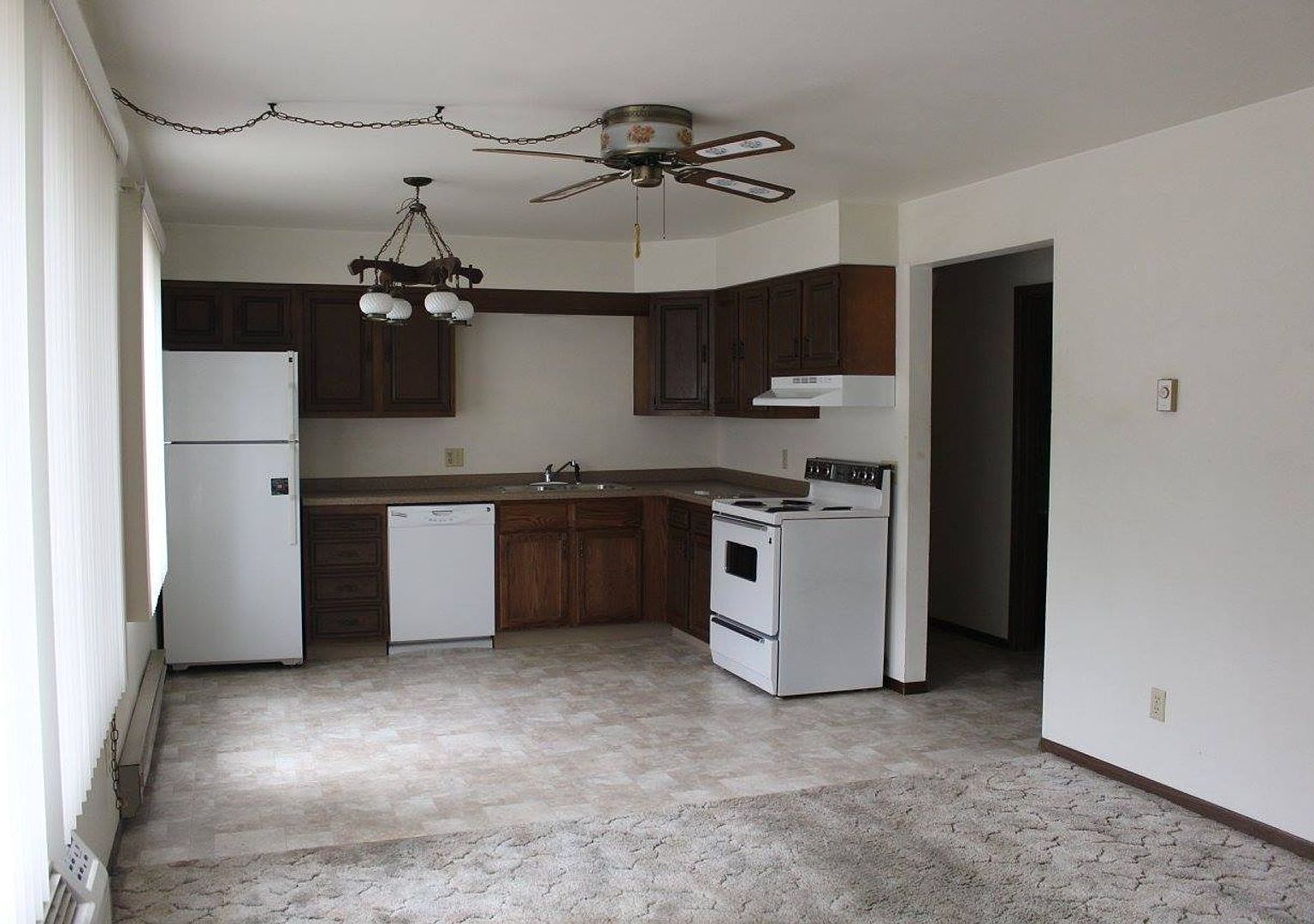 2800 Maple Dr #1, Plover, WI 54467 | Zillow