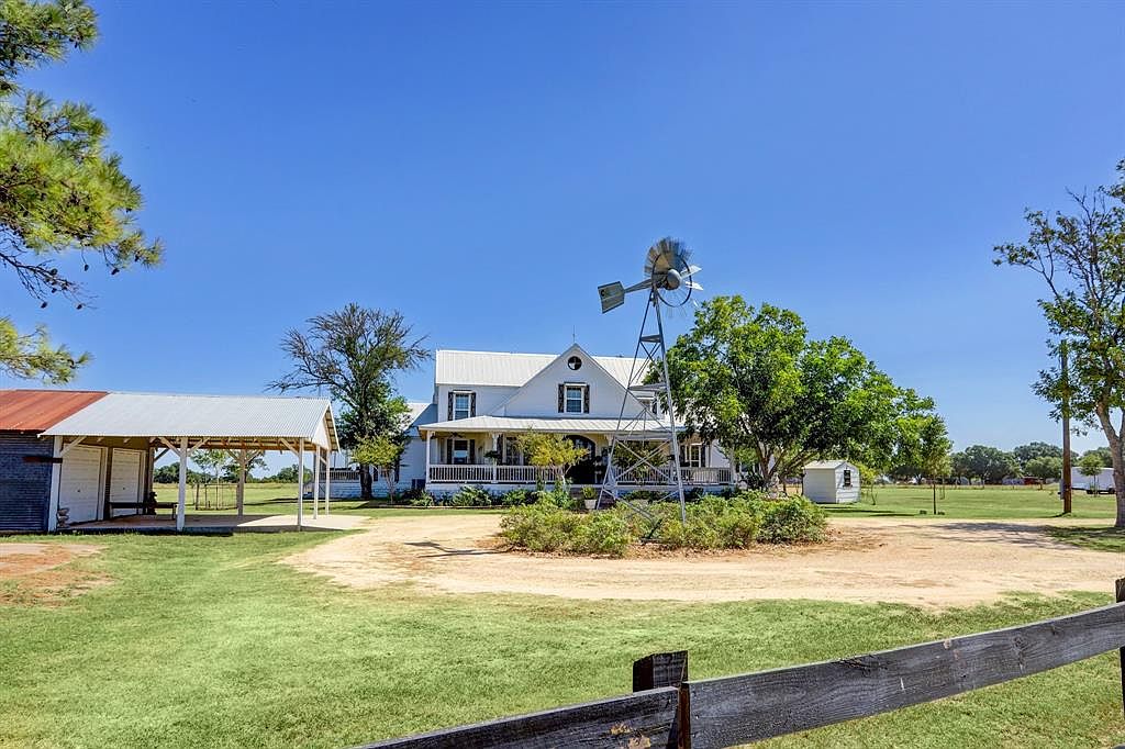 1098 Post Oak Point Rd, Fayetteville, TX 78940 | MLS #40868782 | Zillow