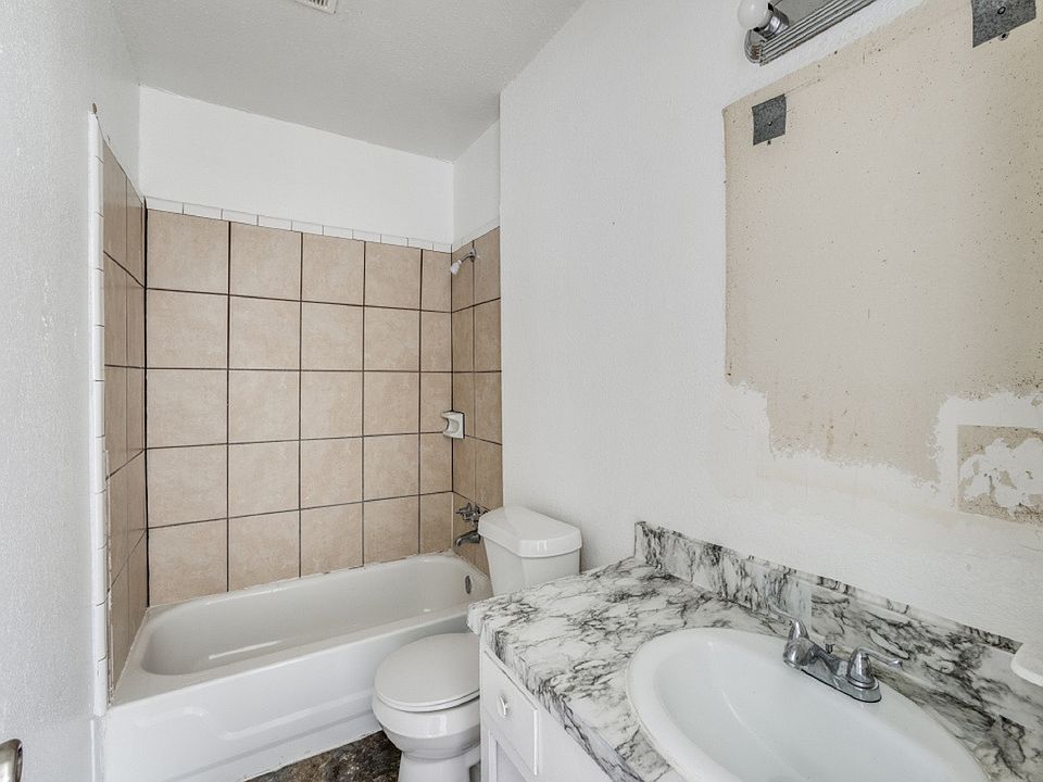 Chenevert Apartments - 4920 Chenevert St Houston TX (1 units available ...