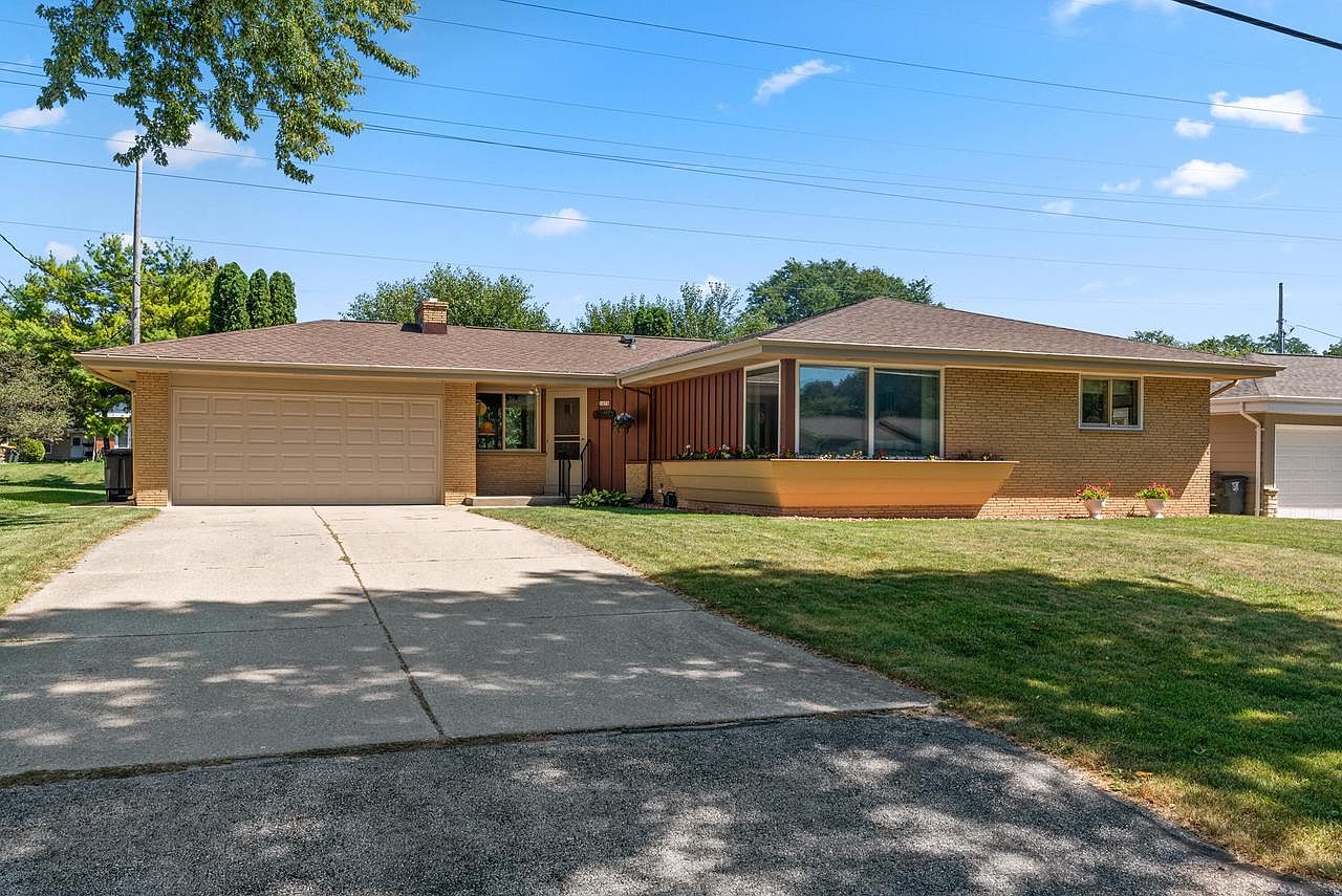 1078 North 120th STREET, Wauwatosa, WI 53226 | MLS #1850612 | Zillow