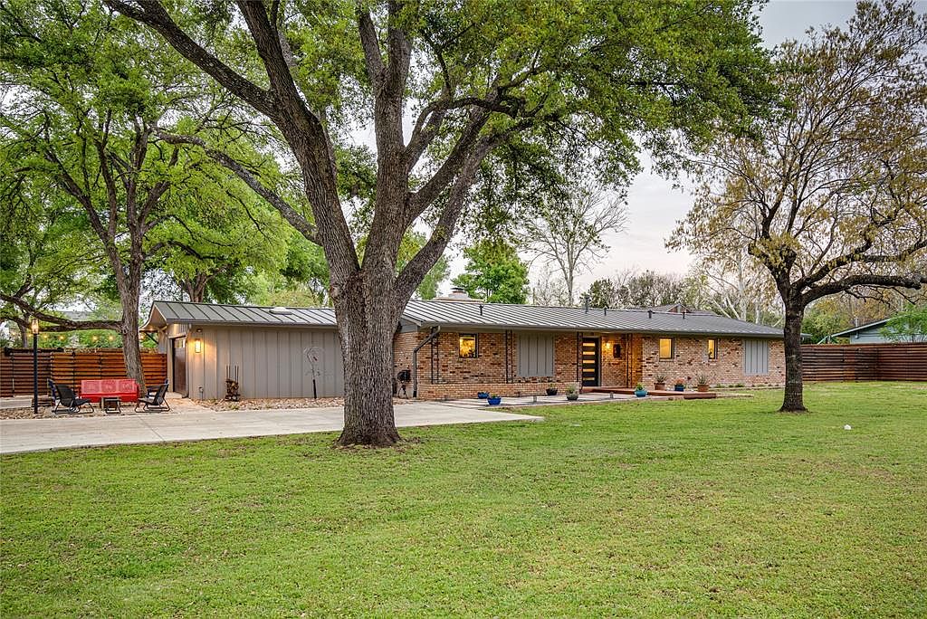 11 Sunset Trl, Sunset Valley, TX 78745 | MLS #9927175 | Zillow