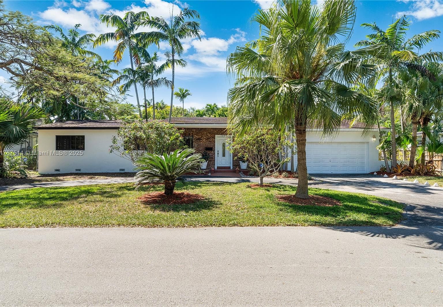 5944 SW 64th Pl, South Miami, FL 33143 | Zillow