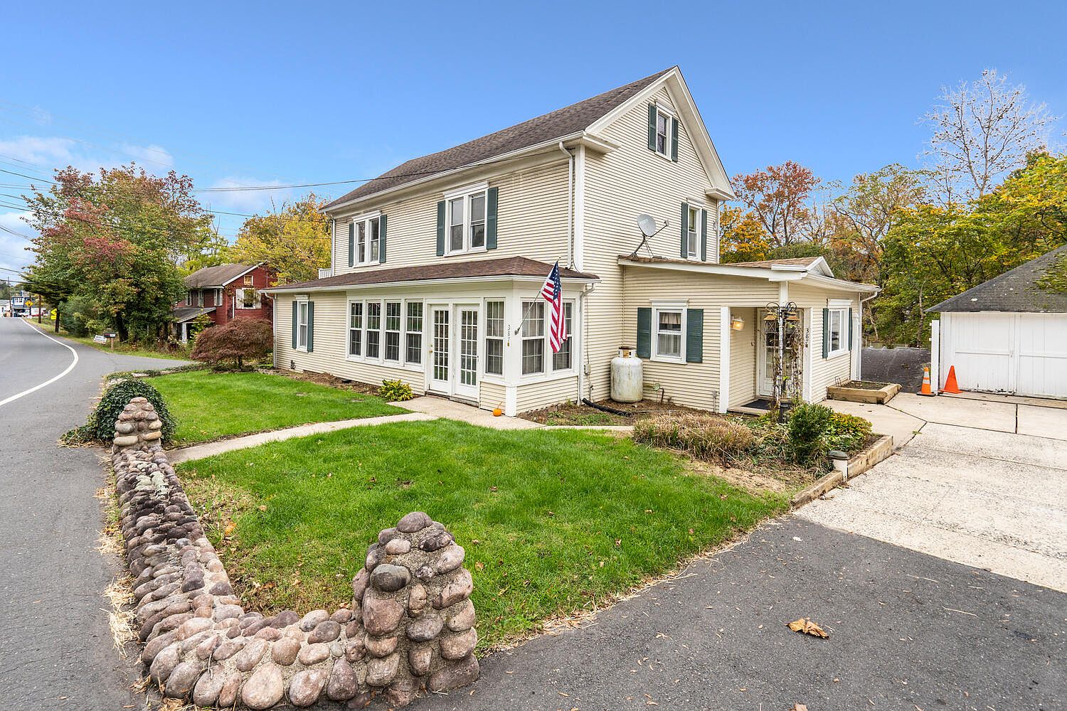 387 Pittstown Rd #2, Pittstown, NJ 08867 | Zillow