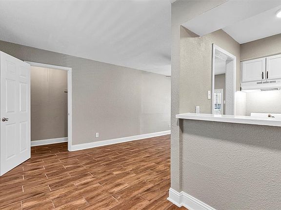 1423 Hawthorne St APT 3, Houston, TX 77006 | Zillow