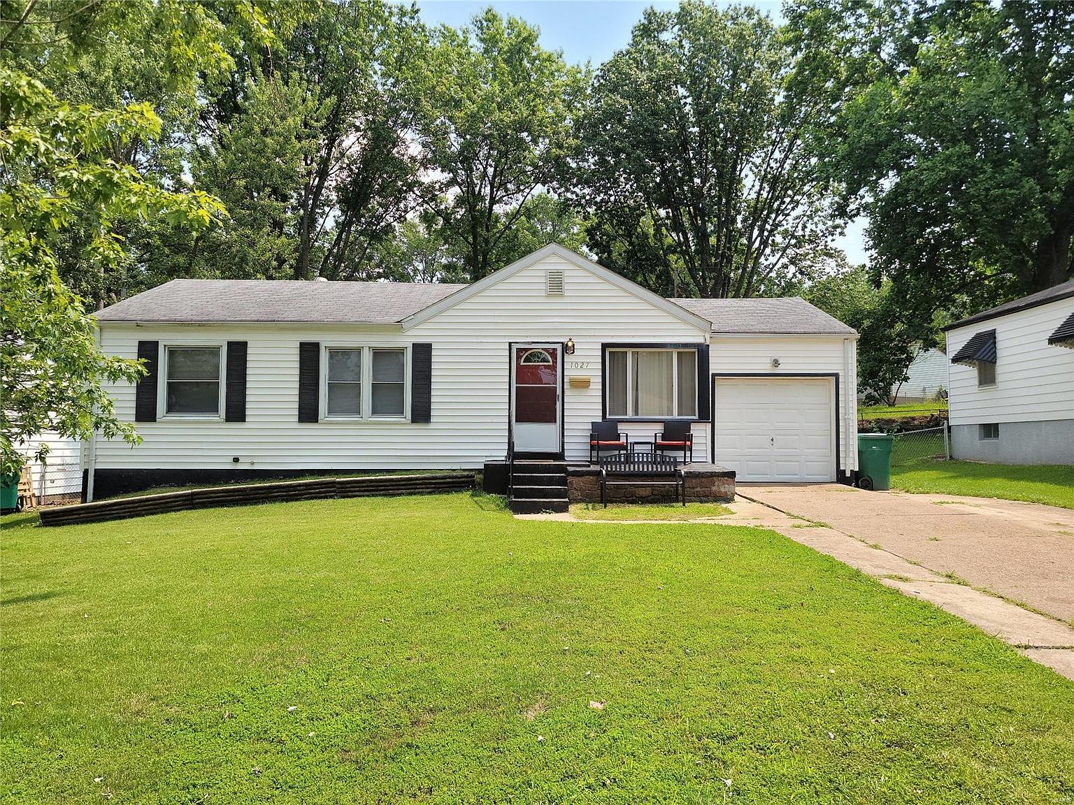1027 Addison Dr, Saint Louis, MO 63137 | Zillow