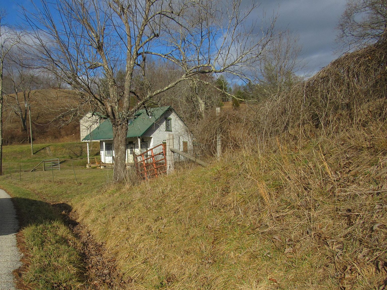 7006 Lacy Creek Rd, Campton, KY 41301 | Zillow