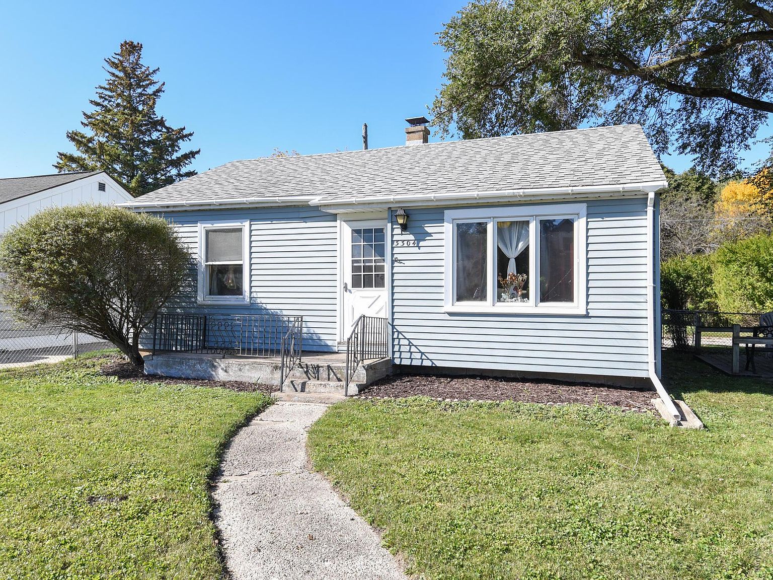 3304 Sheridan Rd, Racine, WI 53403 | Zillow