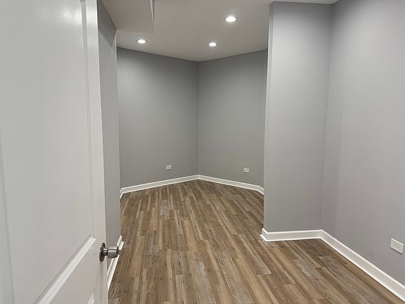 3310 N Milwaukee Ave Suite 203, Chicago, IL 60641 | Zillow