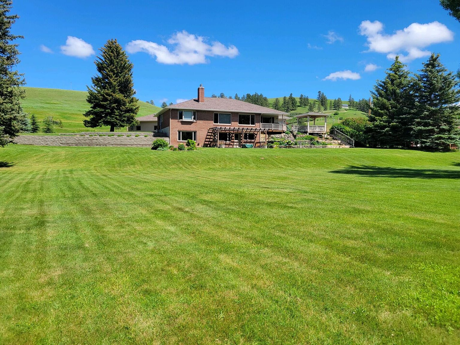 102 Laughing Water Ln, Lewistown, MT 59457 | MLS #23-282 | Zillow