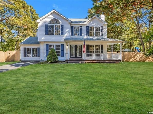 Medford NY Real Estate - Medford NY Homes For Sale | Zillow