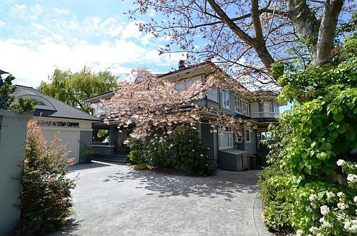 4875 Beach Dr SW, Seattle, WA 98116 | Zillow