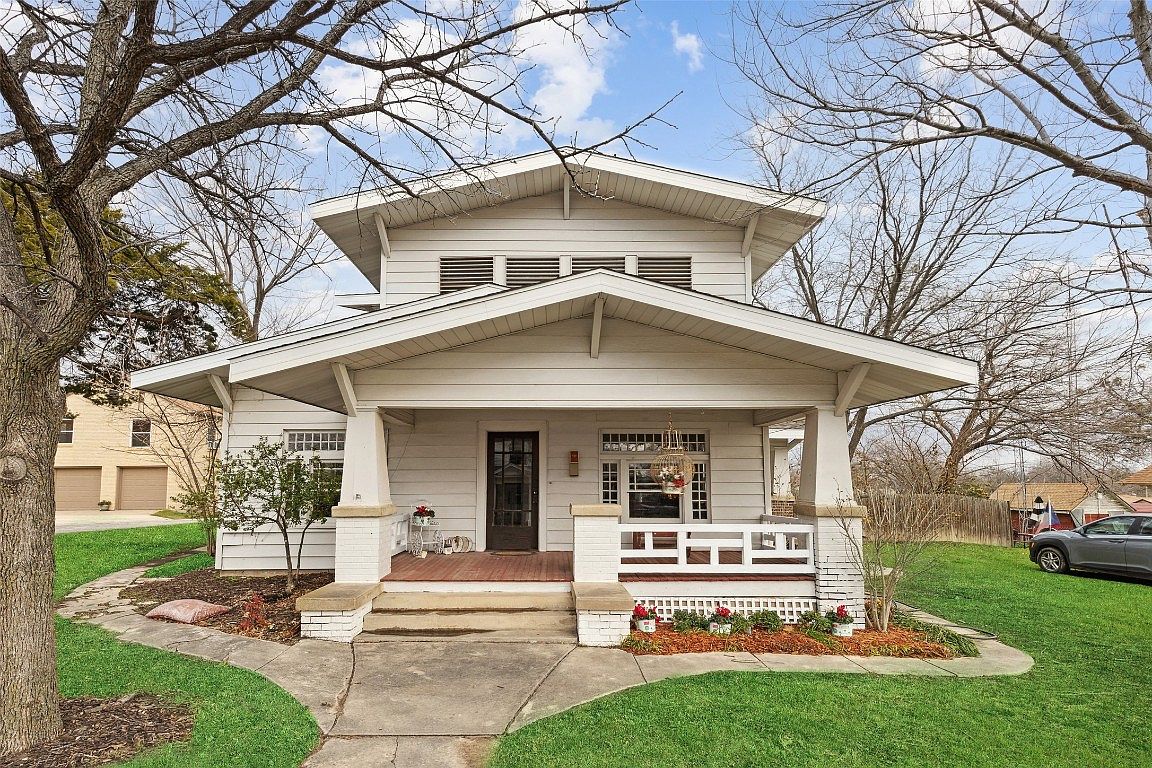 401 S Trinity St, Decatur, TX 76234 | Zillow