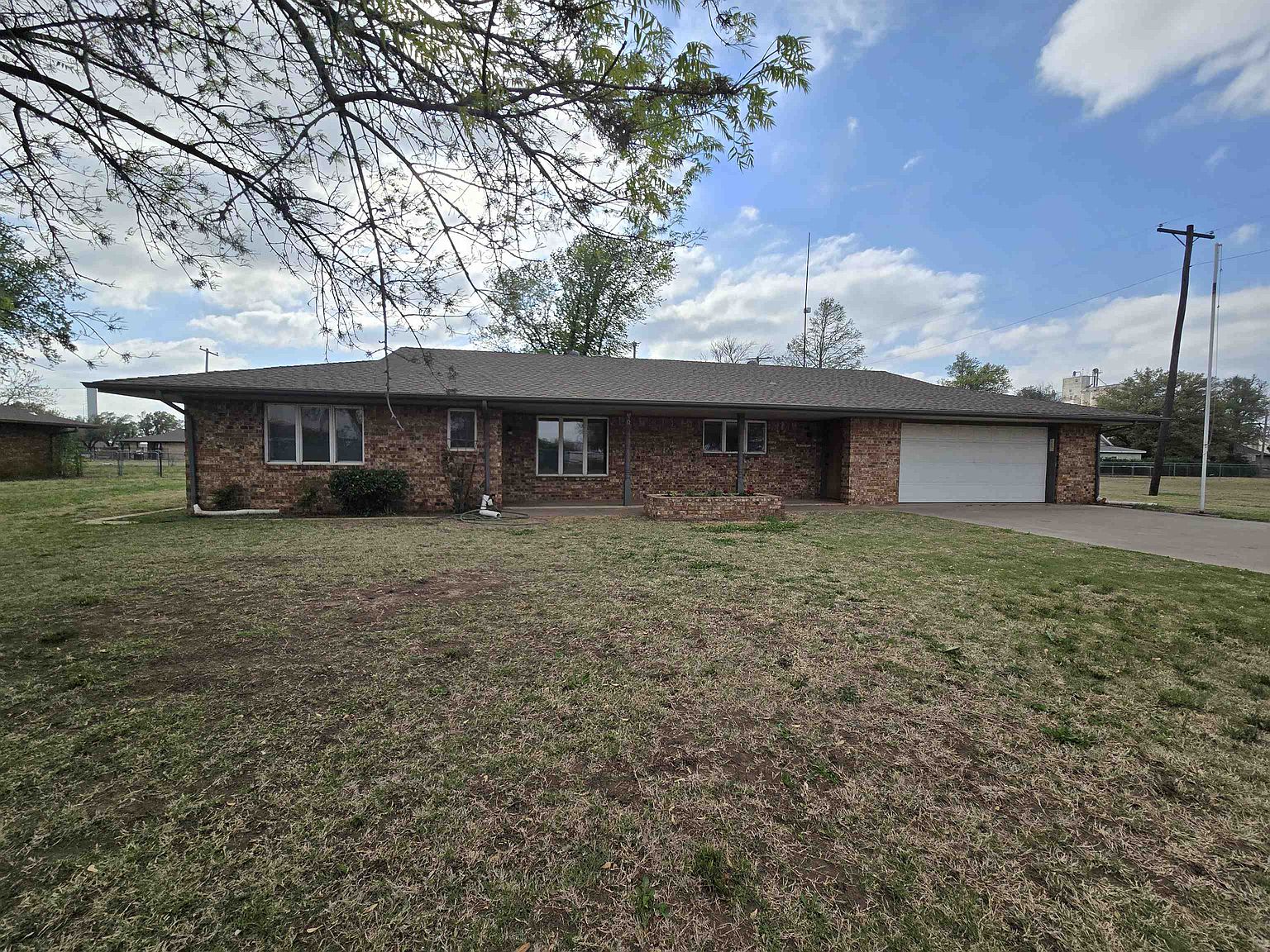 518 5th St, Kremlin, OK 73753 | Zillow
