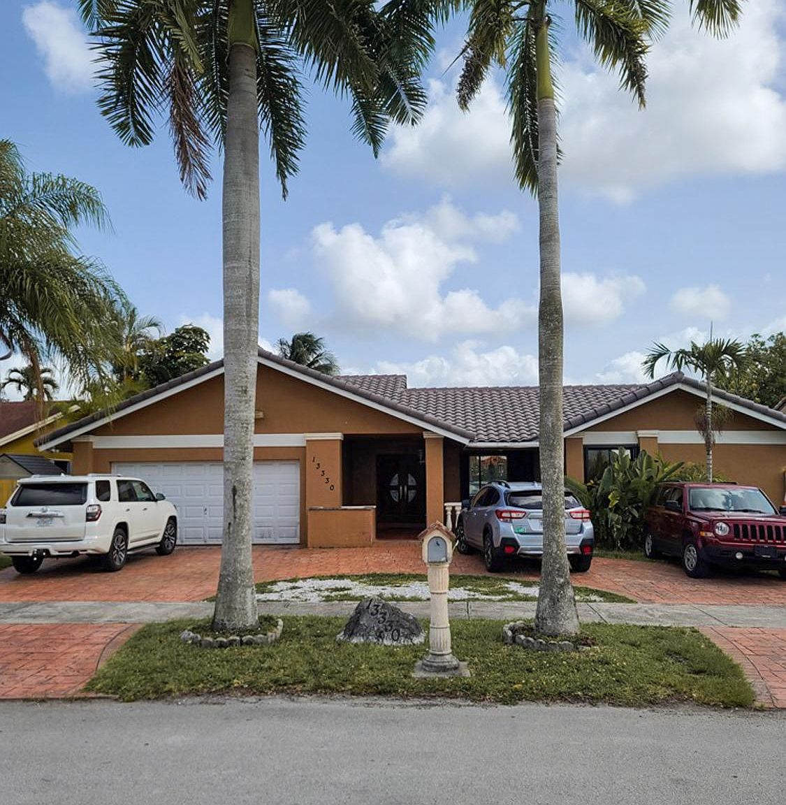 13330 SW 1st St, Miami, FL 33184 | Zillow