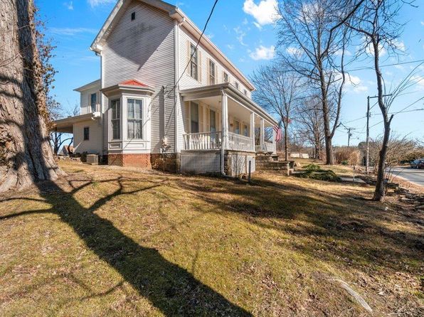 Cobden Real Estate - Cobden IL Homes For Sale | Zillow