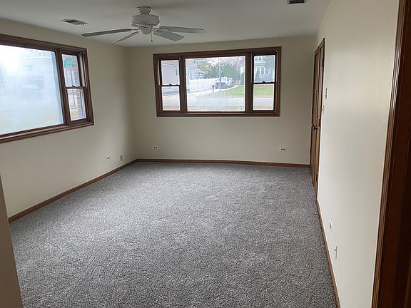 200 S Cass Ave APT 1, Westmont, IL 60559 | Zillow